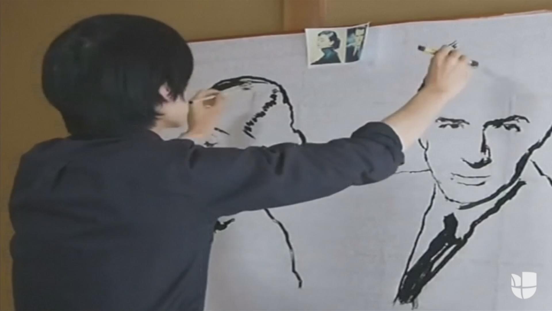 Artista ambidiestro pinta dos imágenes a la vez | Noticias Univision ...