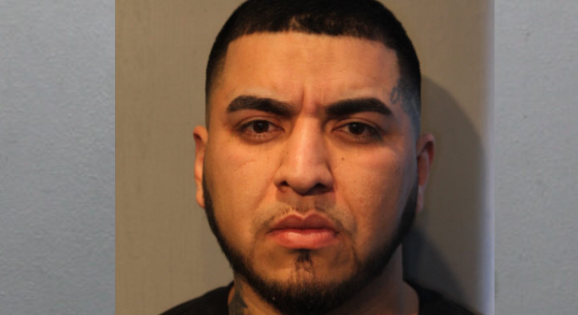 Víctor Flores escapa a ciudad fronteriza con México, pero lo detienen y ahora está sin derecho a ...