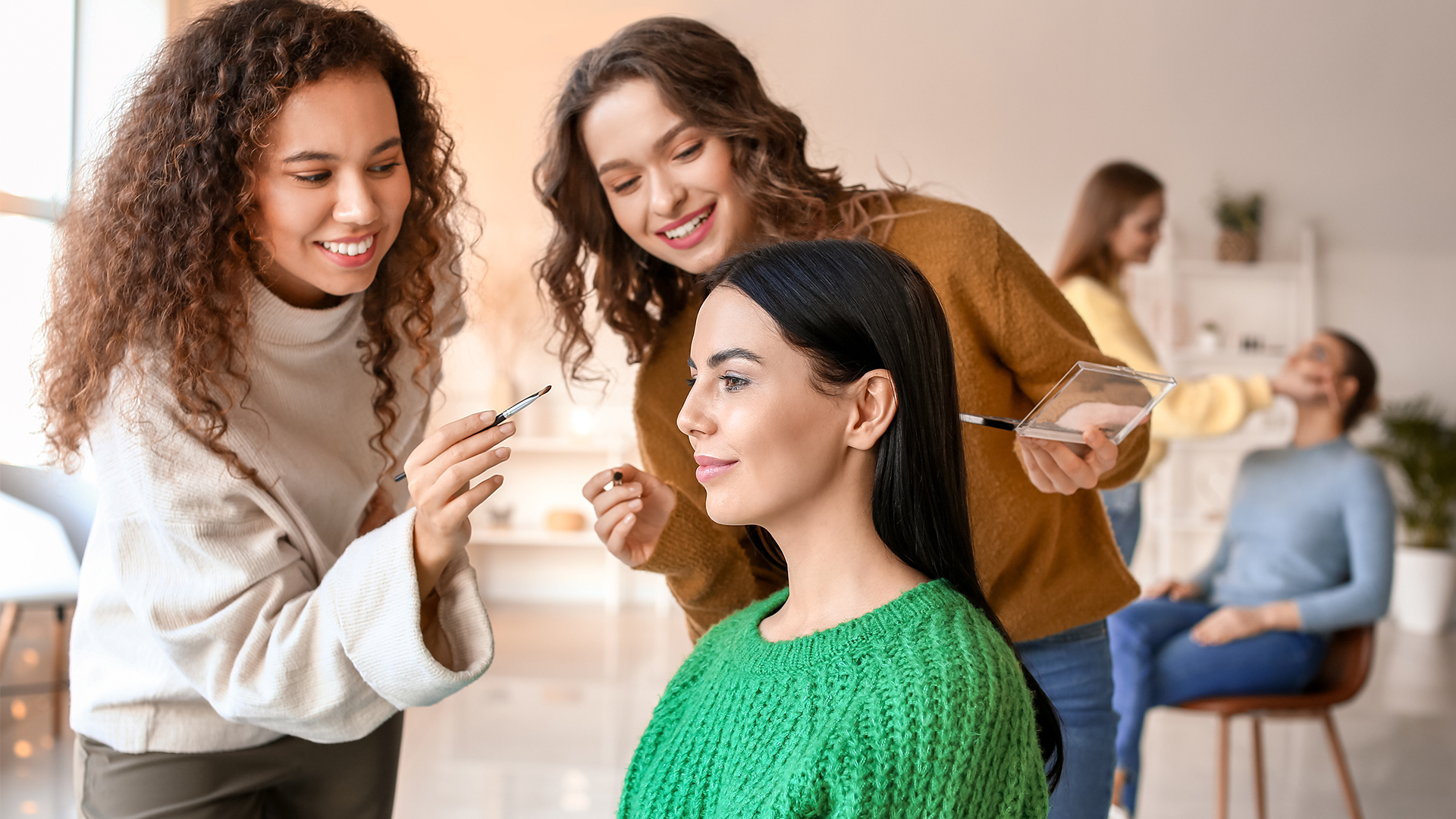 Plano ISD tiene un programa de cosmetología con TONI&GUY Academy | Univision 23 Dallas Ft. Worth ...