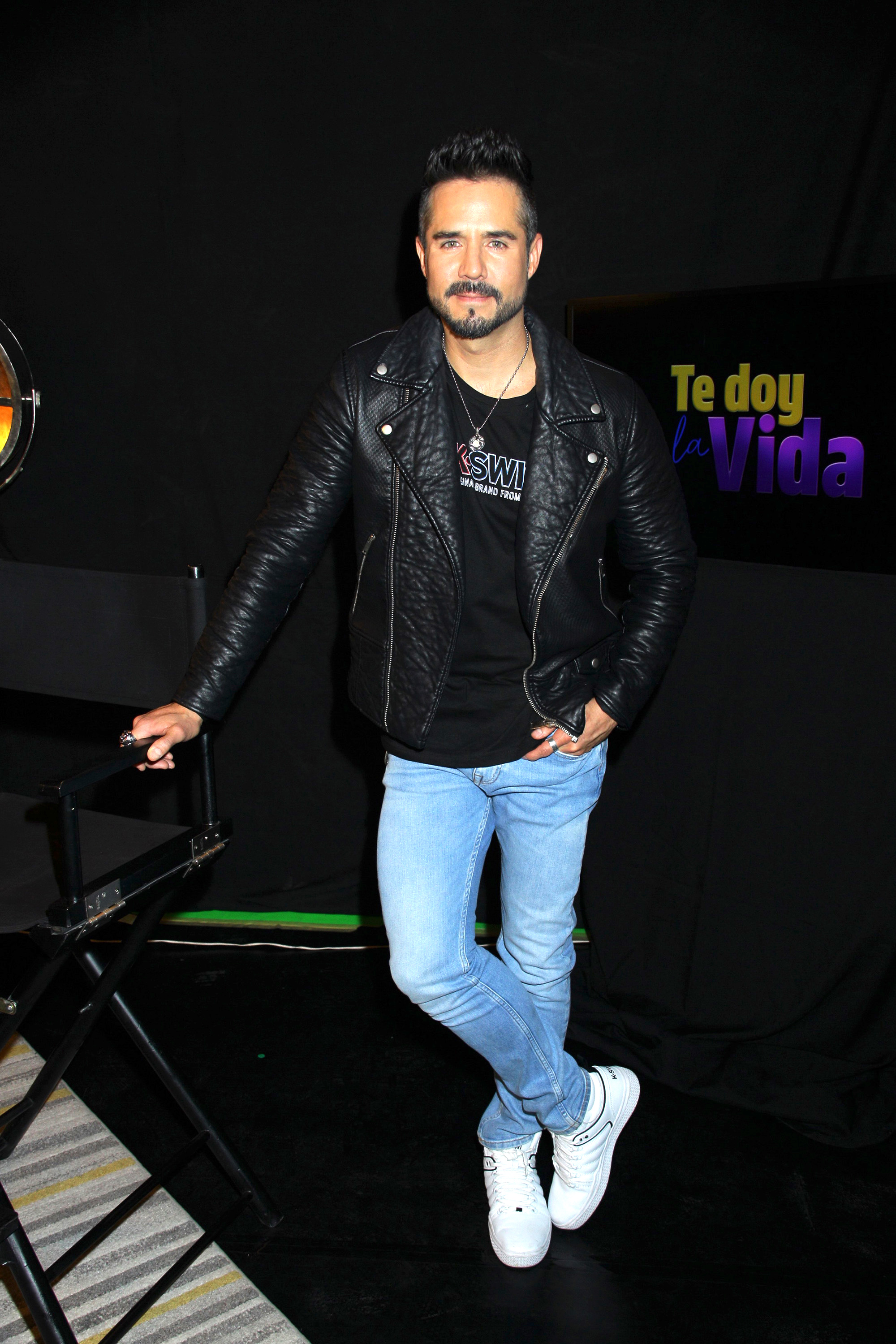 José Ron celebra sus 40 años junto a su supuesta nueva novia | Shows ...