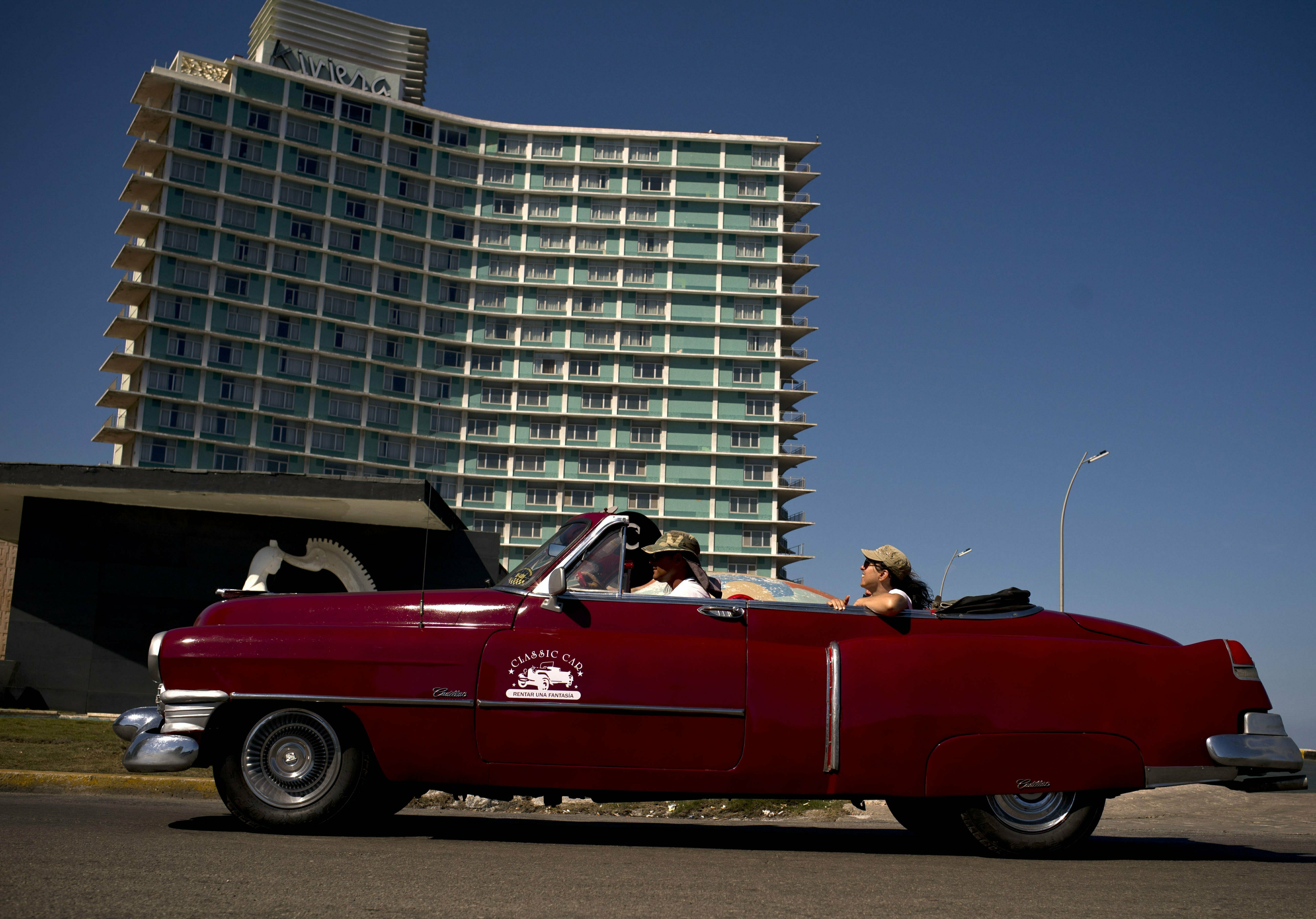 Funcionarios De Cuba Y Estados Unidos Tienen Conversaciones Sobre