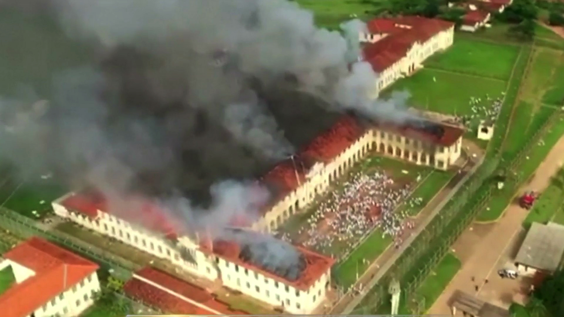 Fuga masiva en una cárcel de Brasil al más puro estilo 'Prison Break ...