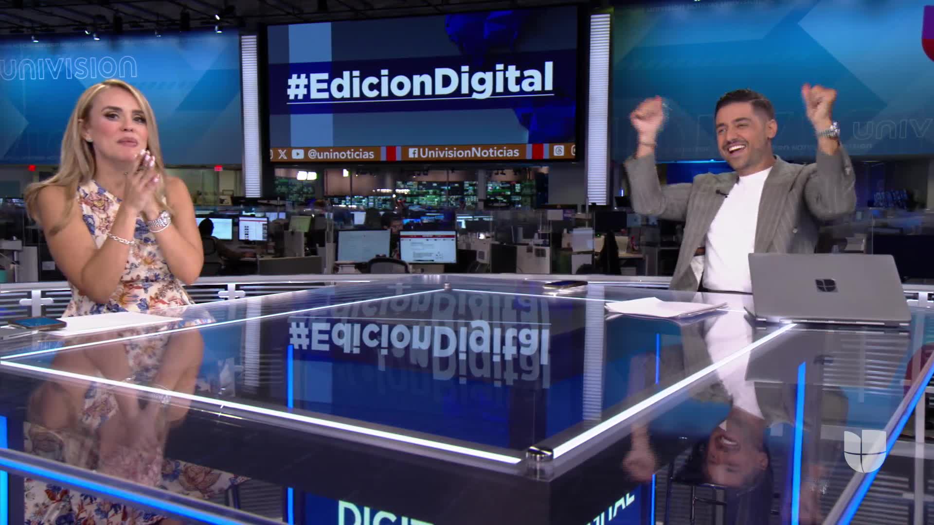 ¡Felicidades, Borja! ¡Nuevo Ciudadano Americano! | Noticias Univision Univision Contigo | Univision