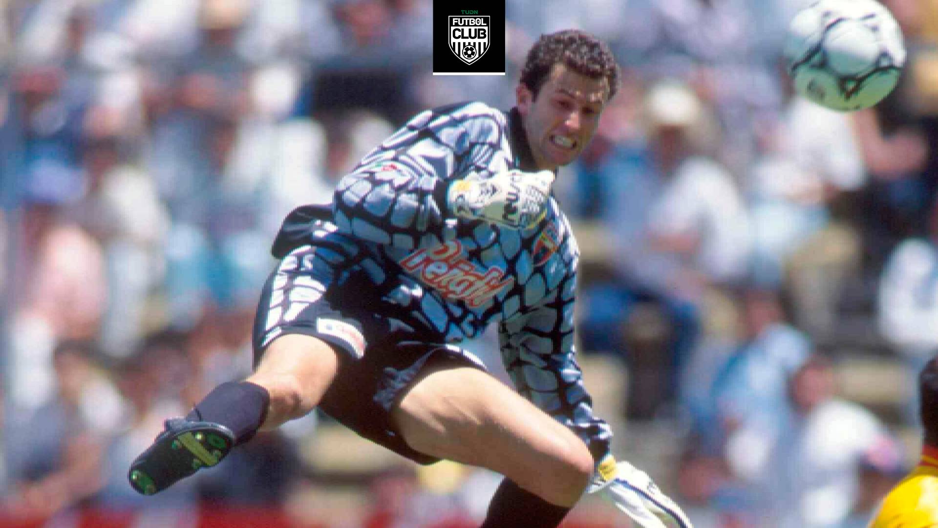 Félix Fernández revive jugada en la que quiso anotar de cabeza ...