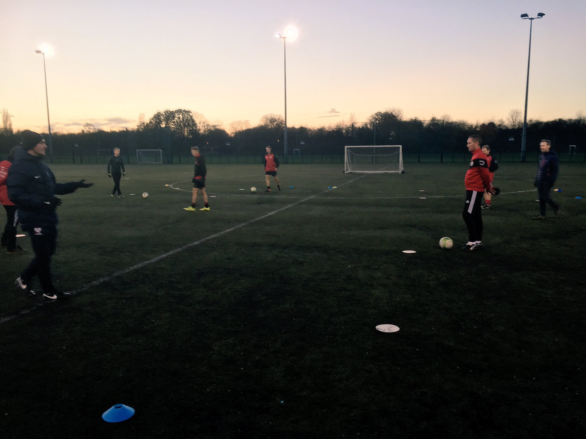 Un joven futbolista inglés falleció tras un problema cardíaco en pleno ...