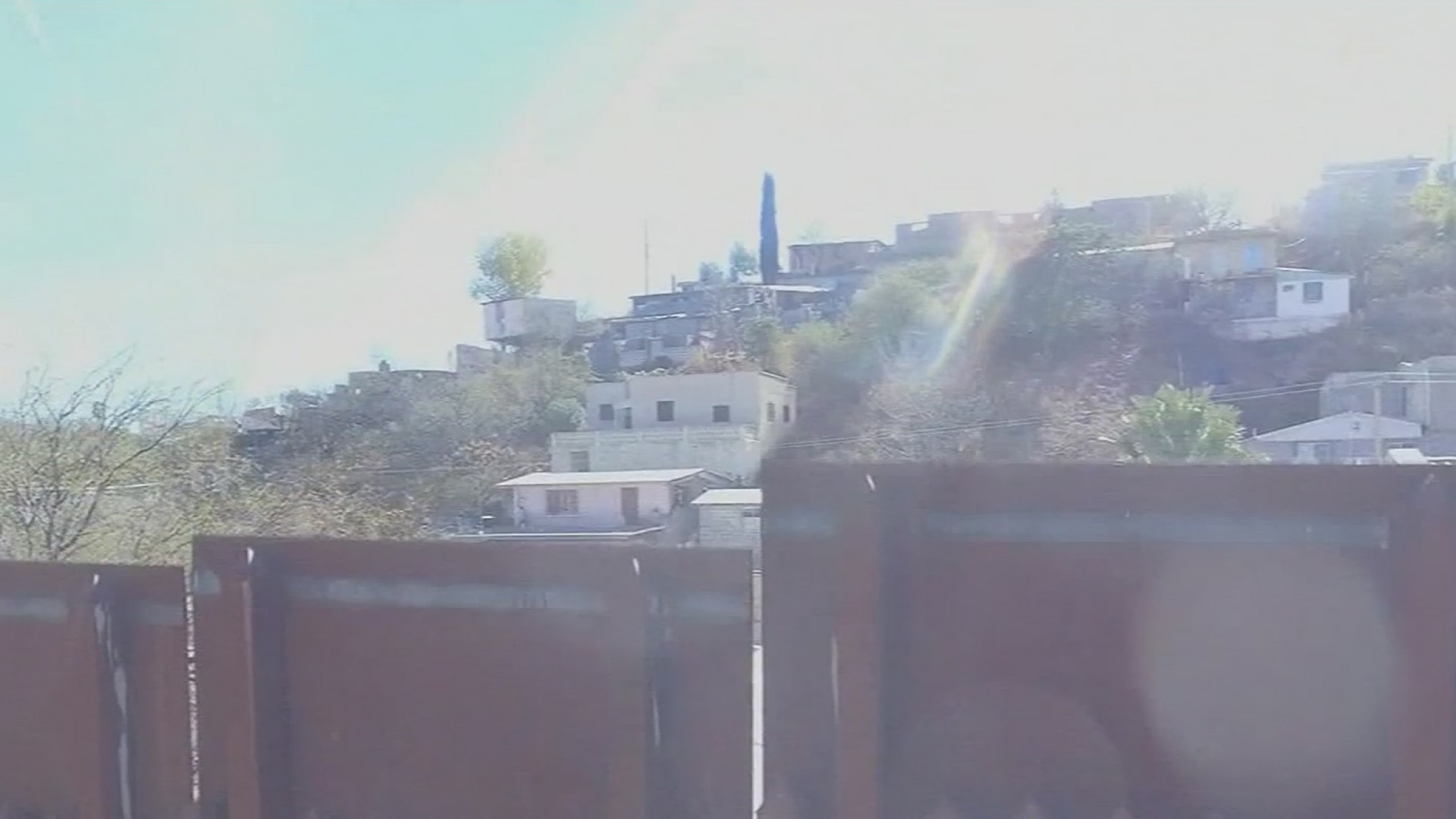 John Kelly asegura que es poco probable la construcción del muro en la ...