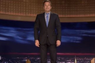WATCH: Fallon Pays Tribute to Robin Williams | Univision 14 San ...