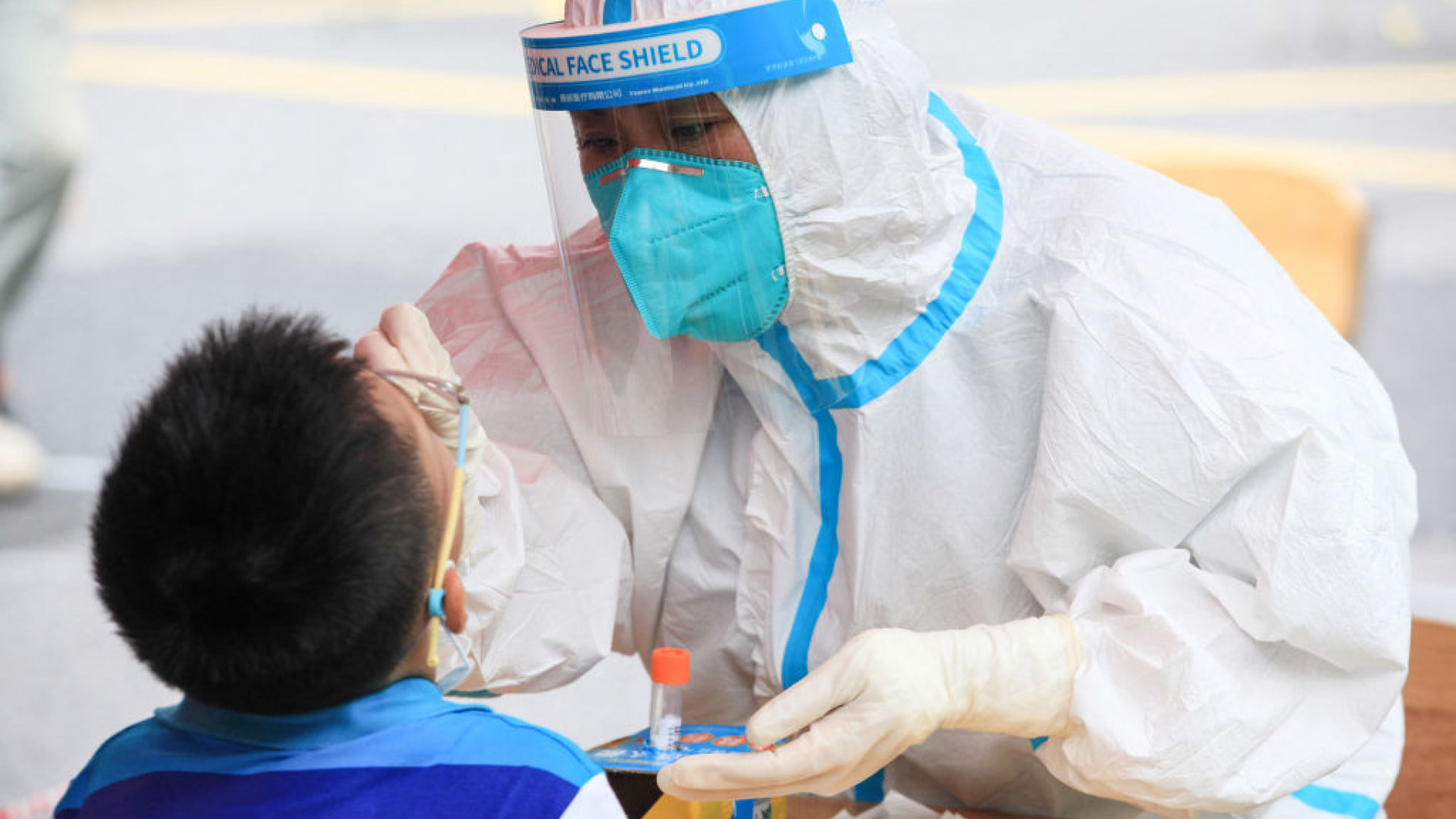 Qué debo hacer si mi hijo tuvo contacto con una persona positiva para ...