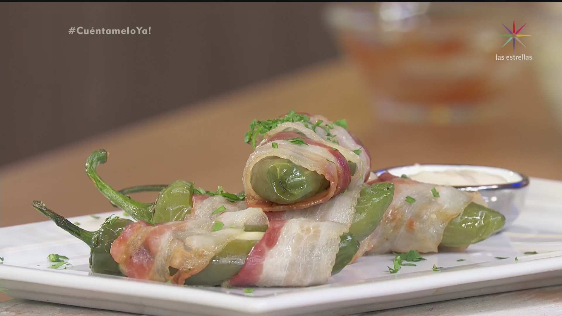 RECETA: Chiles cuaresmeños con queso y tocino | Shows Cuéntamelo Ya ...