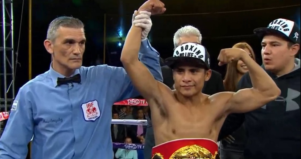 José Argumedo le dio con todo a José Jiménez y mantiene título mínimo ...