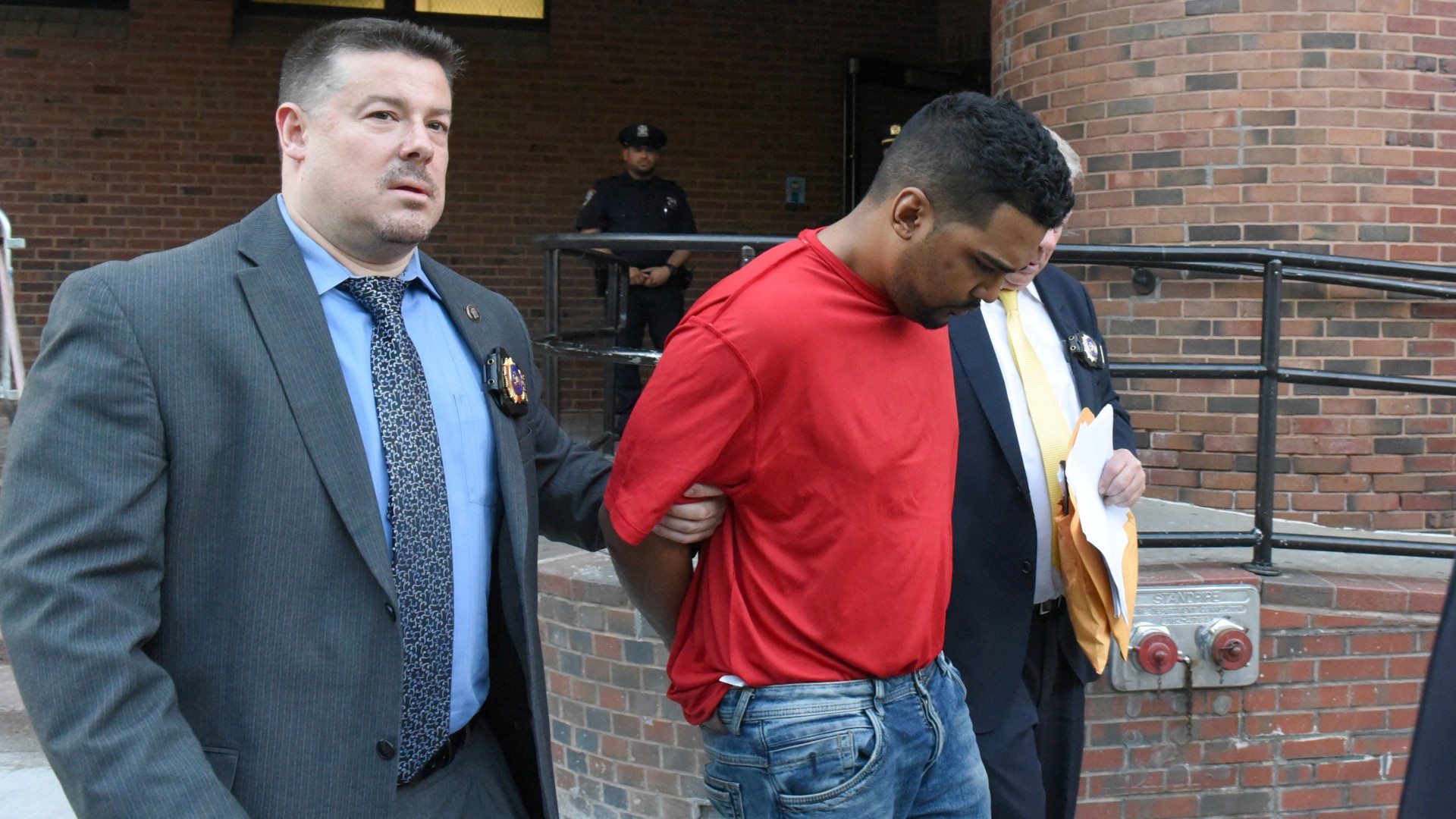 Un gran jurado presenta cargos contra Richard Rojas, acusado del ...