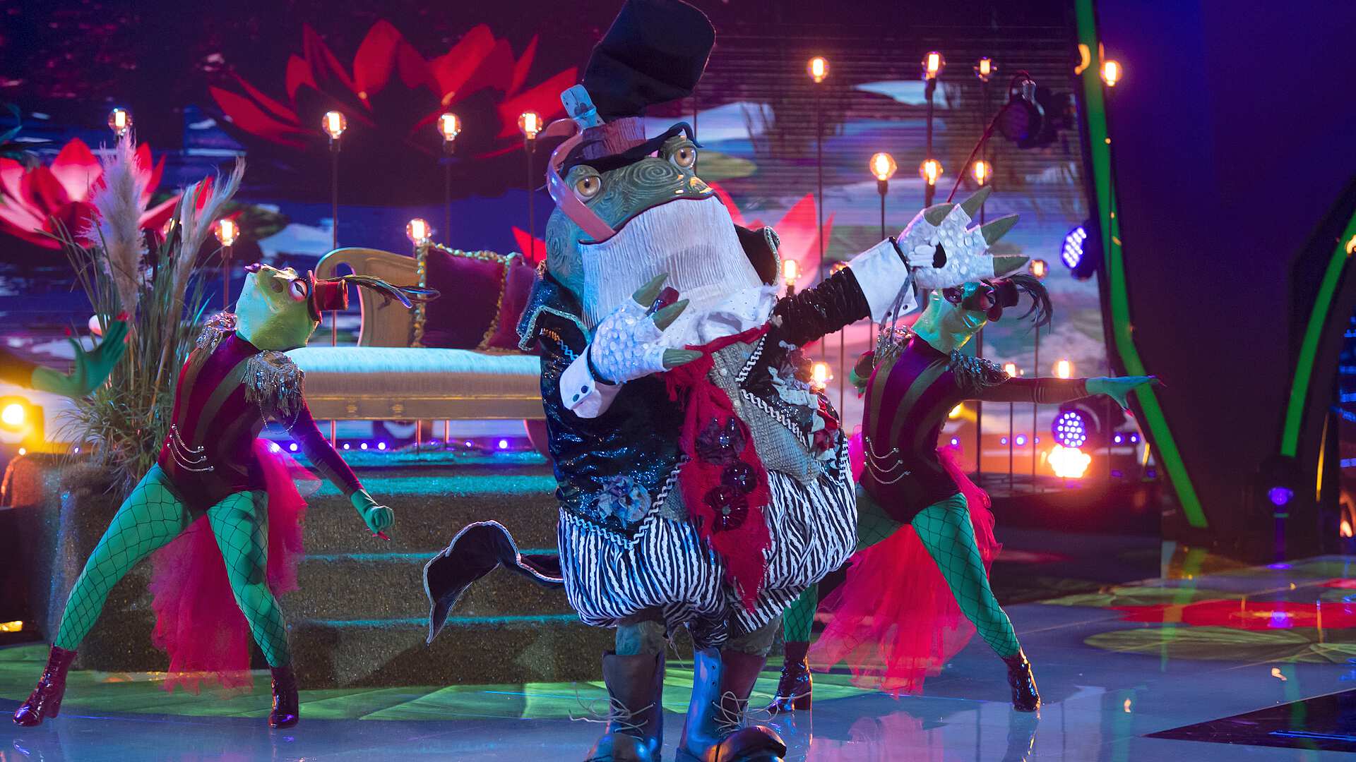 Sapo tiene mágico musical de cuento de hadas con ‘Botella tras botella ...