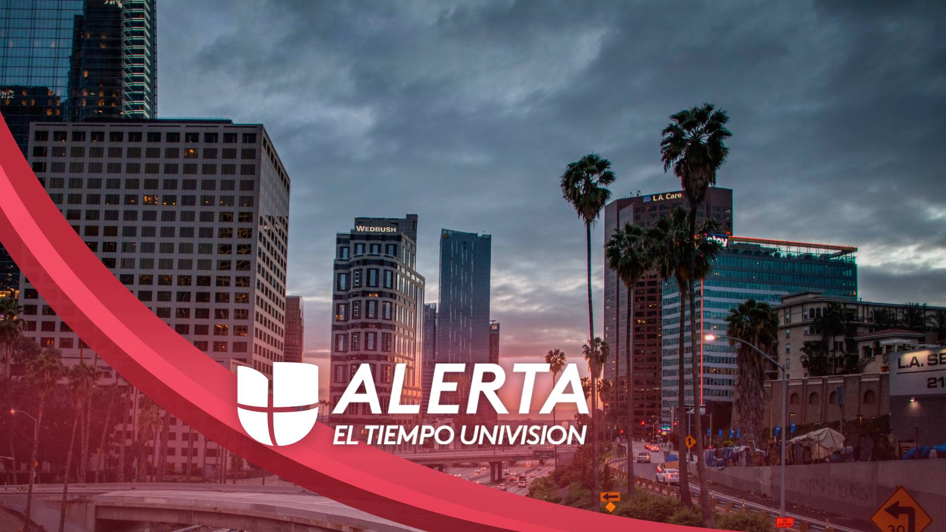 Los Ángeles experimenta una noche de lunes con tiempo nublado | Video ...