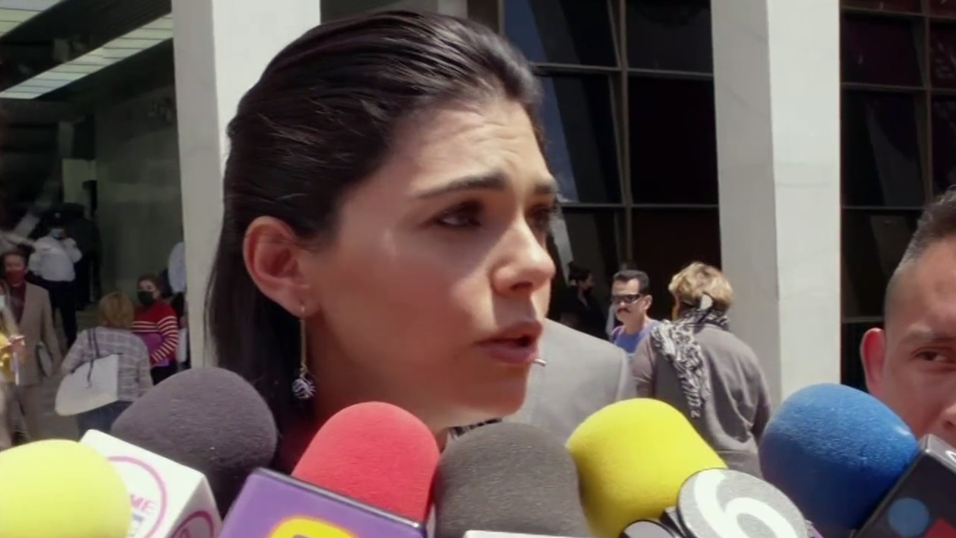 Livia Brito sigue adelante con su demanda por daño moral contra revista ...