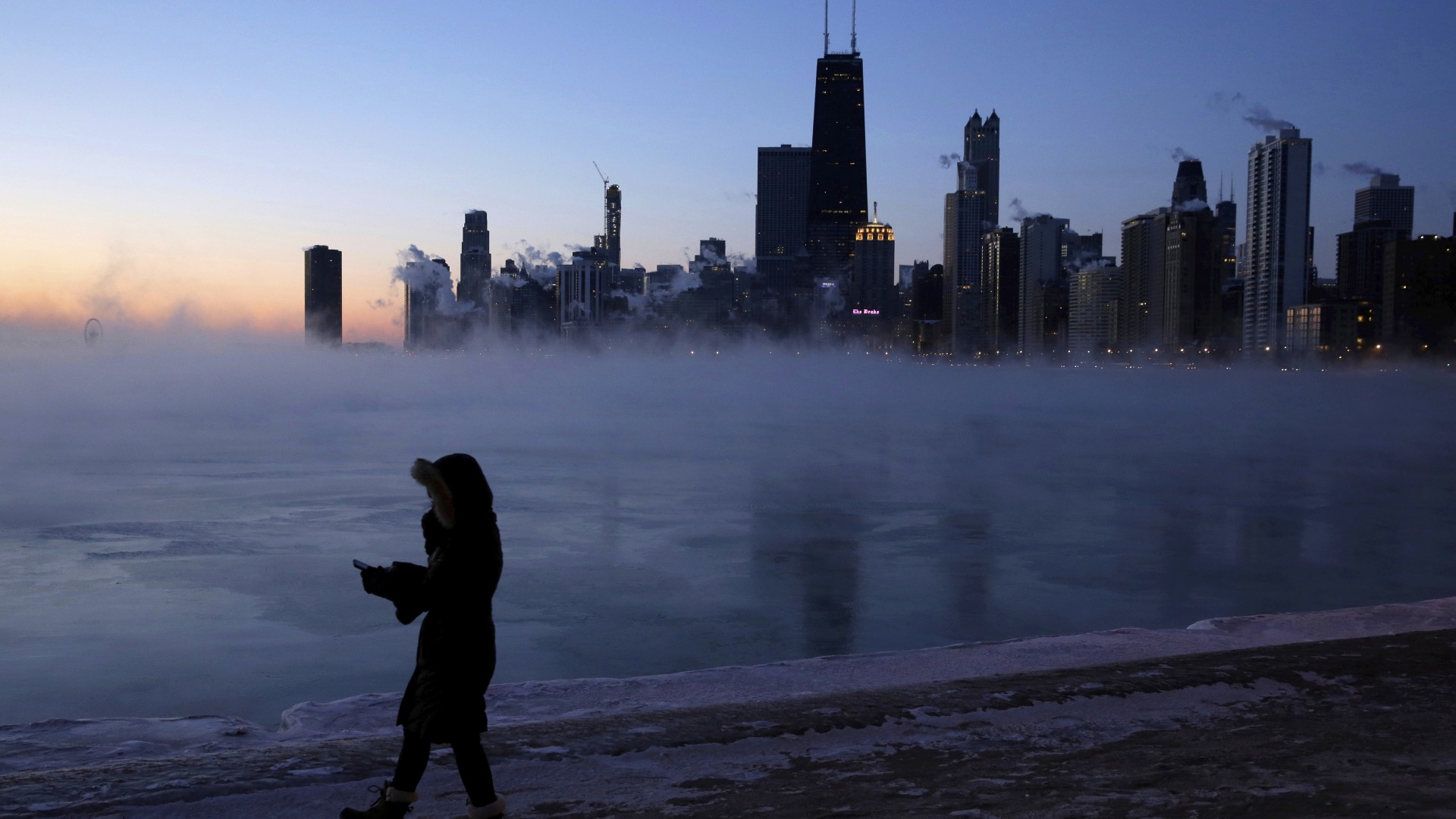 ¿Cuánto peso puede aguantar un lago congelado? | Shows Noticiero ...