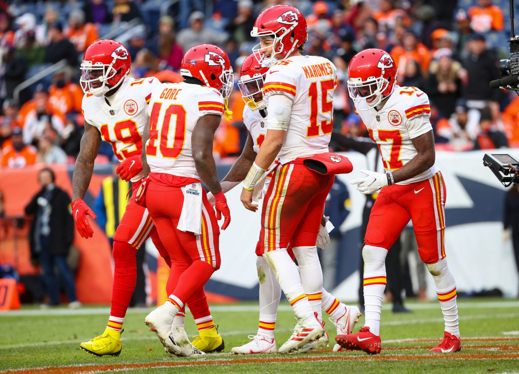 Chiefs vencen a Broncos y demuestran su poderío de cara a los Playoffs ...