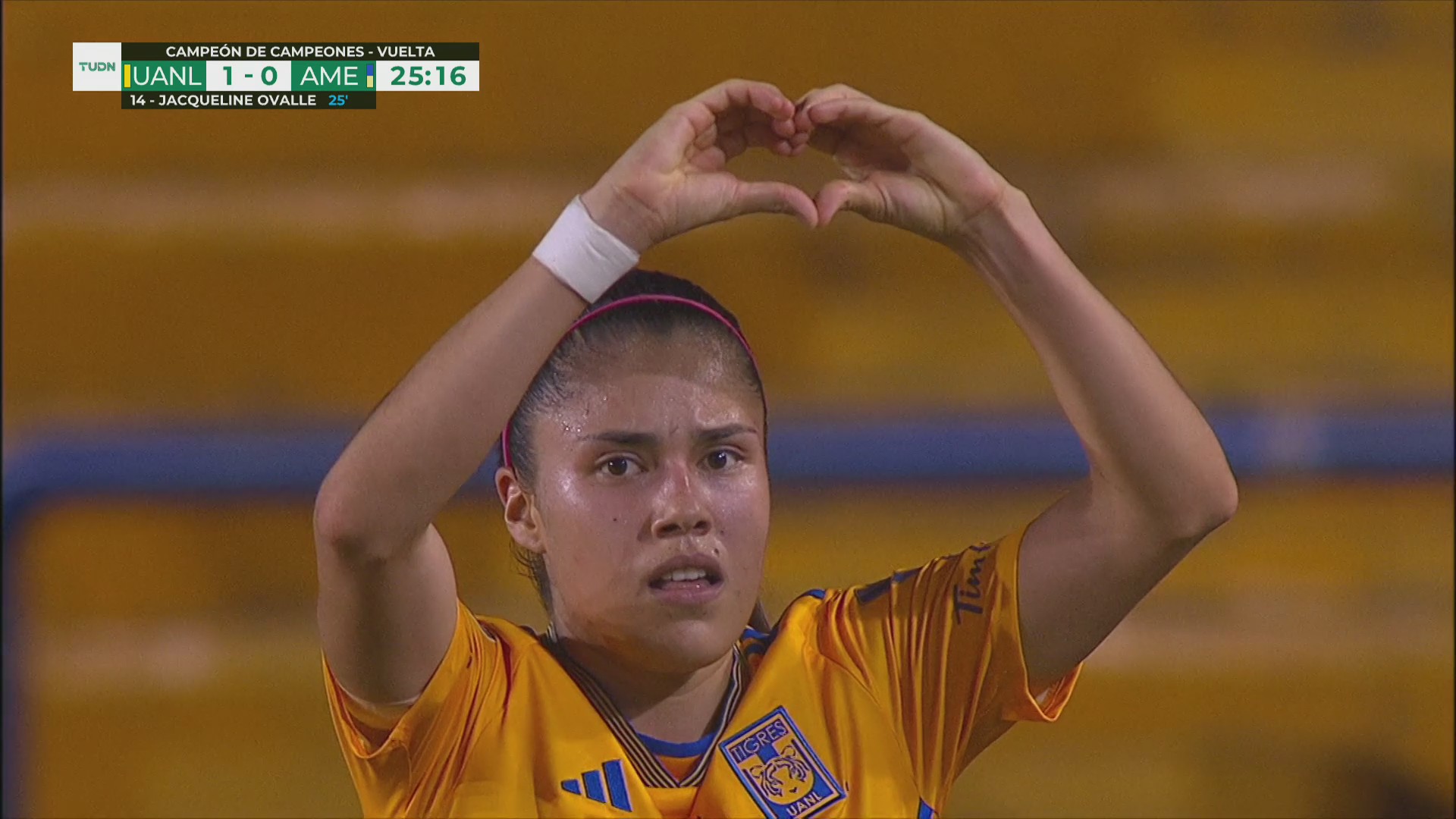 ¡Golazazazo de la Maga! Ovalle la pone en el ángulo para el 1-0 | TUDN Liga MX Femenil | TUDN