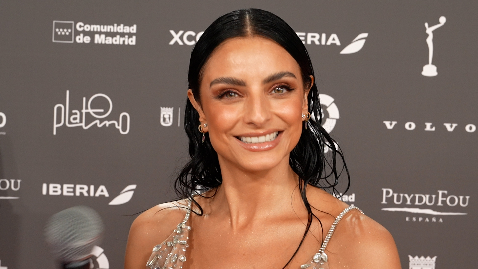 Aislinn Derbez regresa a los Premios Platino después de cinco años ...