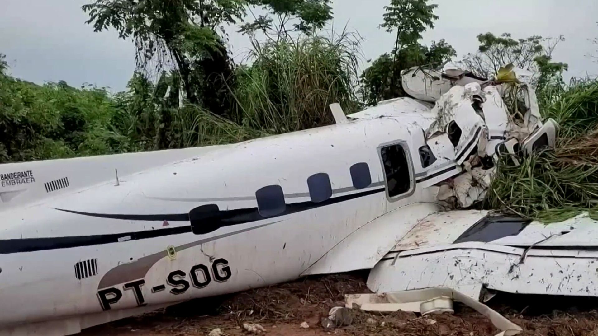 Avioneta Se Estrella En Brasil Y 12 Personas Mueren En El Accidente