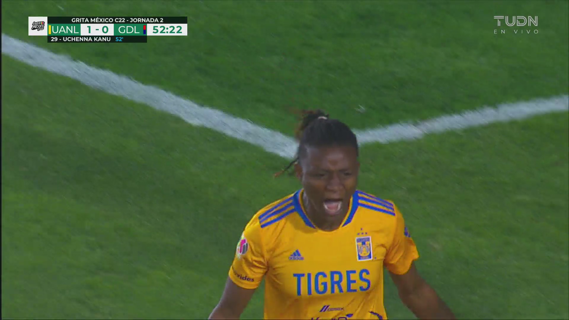 ¡Gol y festejo con baile! Uche Kanu se estrena con 1-0 ante Chivas ...