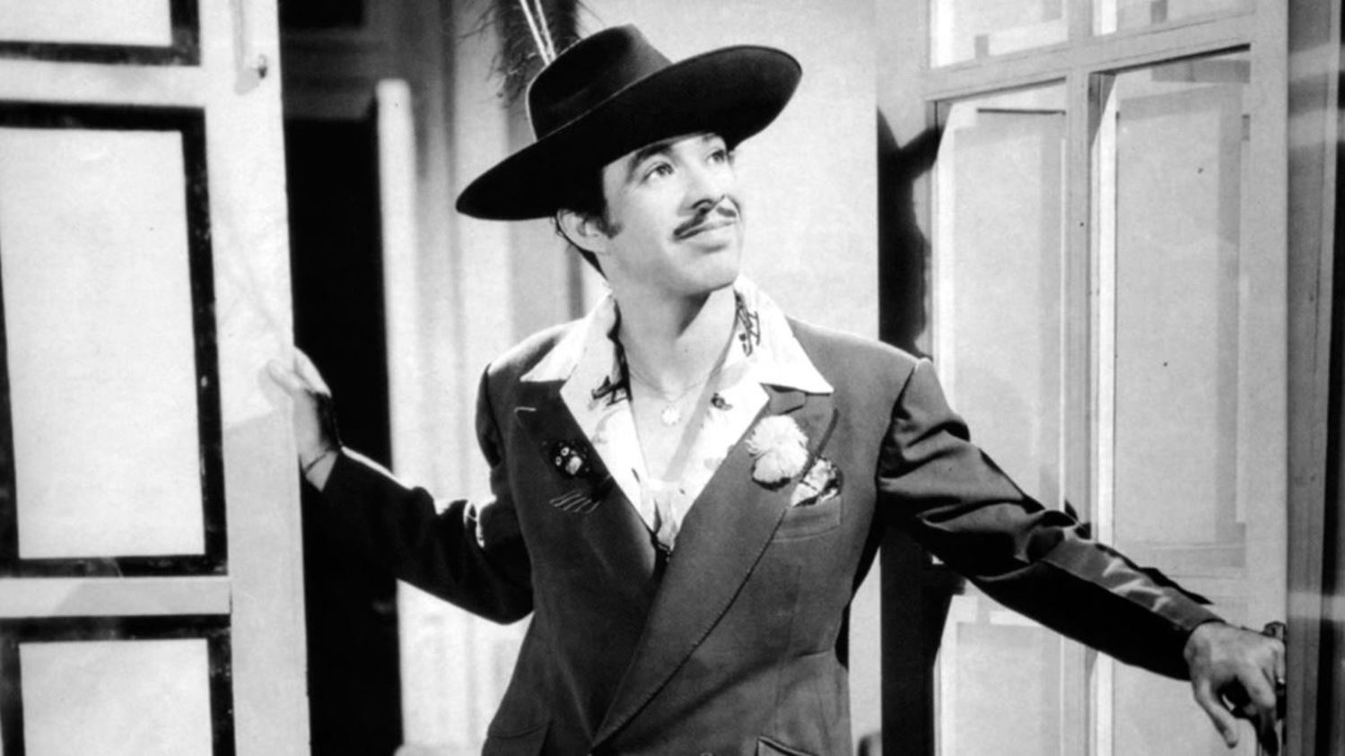 Las aventuras de Tin Tan en el doblaje | Canal 5 Home Peliculas | Canal5