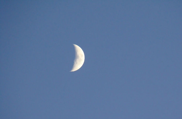 Aprovecha la magia de la luna creciente | Las Estrellas Home Horóscopos ...