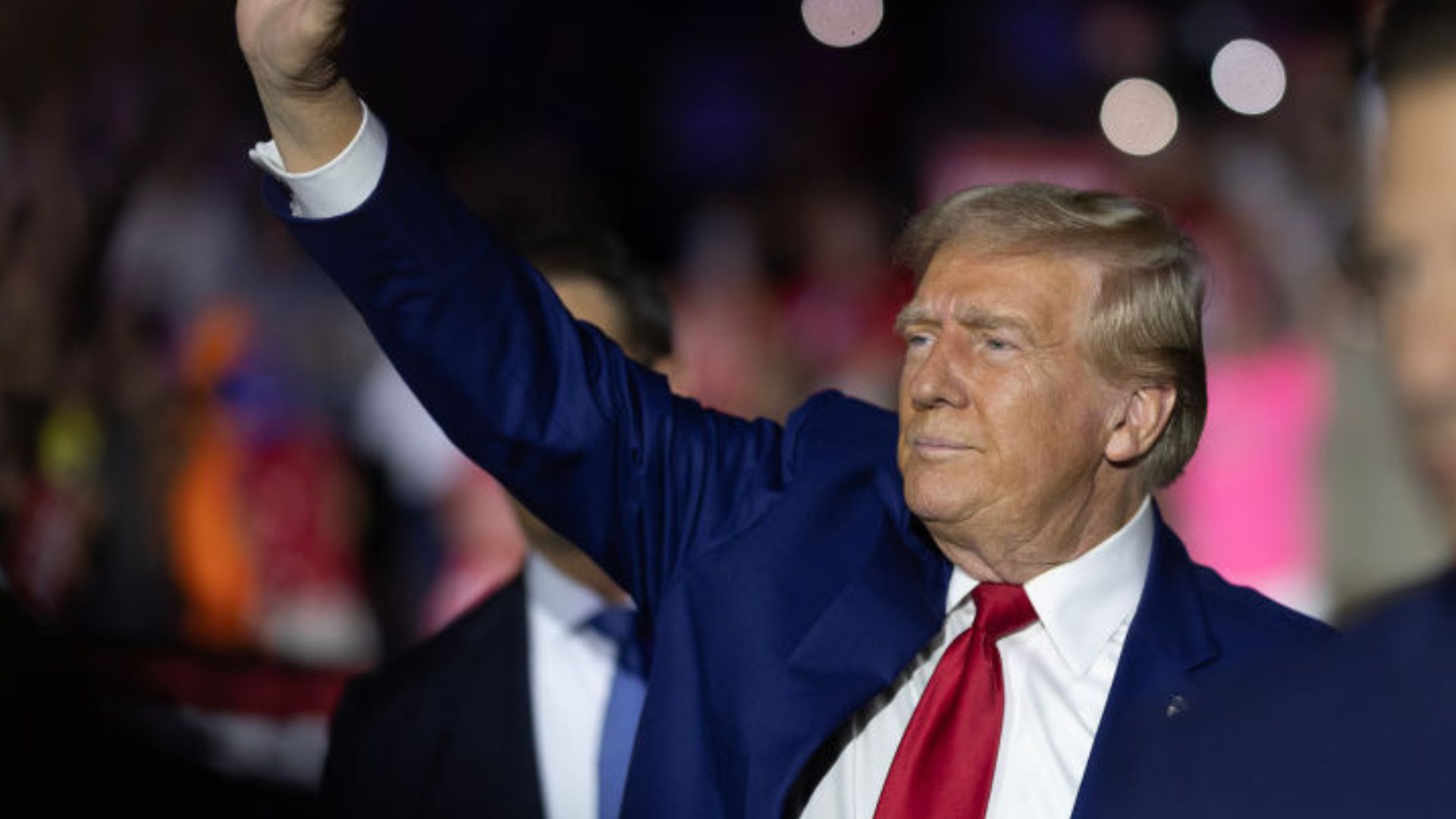 Donald Trump realiza su primer mitin en Michigan tras el aparente ...