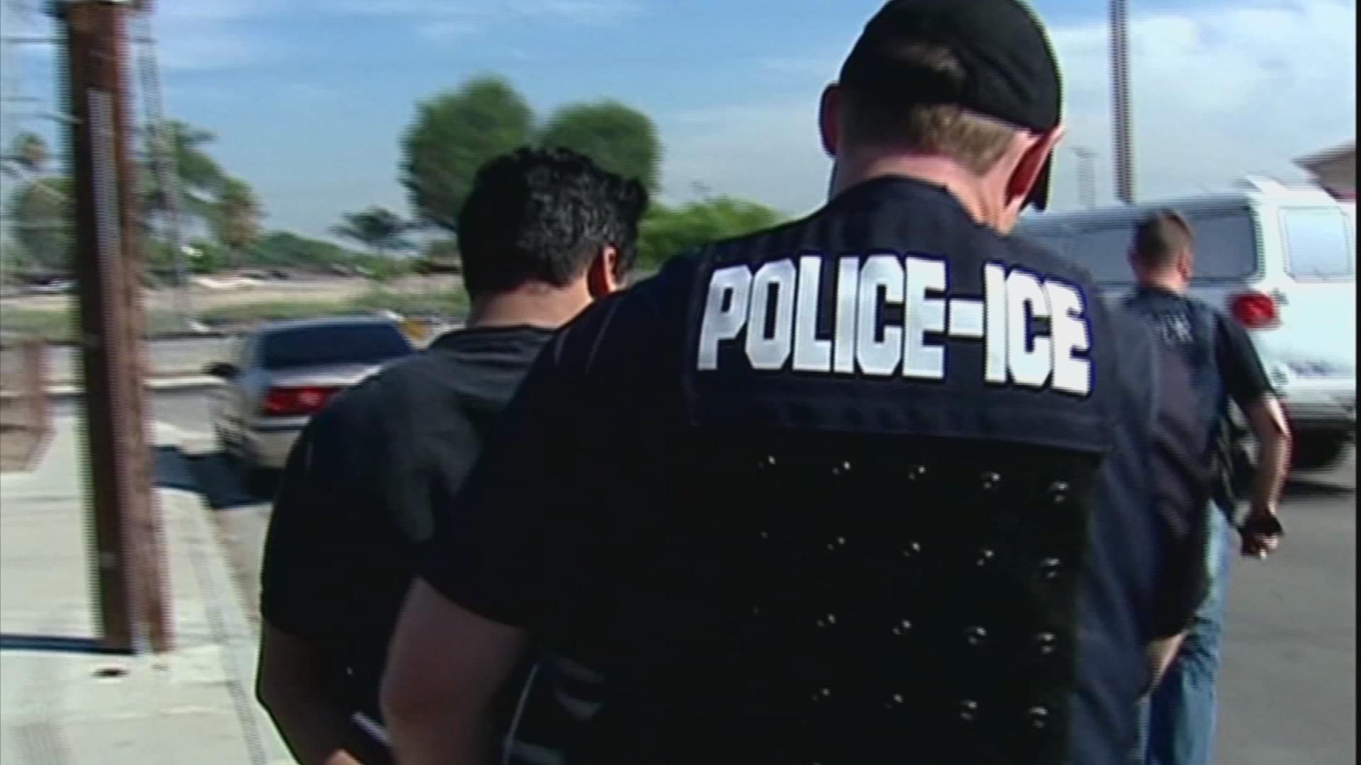 El drama de las redadas a inmigrantes latinos | Shows Despierta América ...