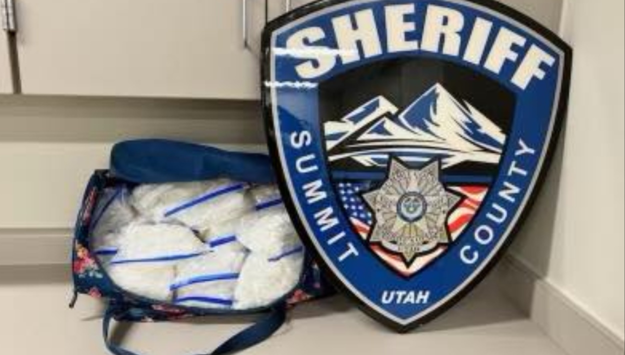 Incautan 31 libras de metanfetamina durante una parada de trafico ...