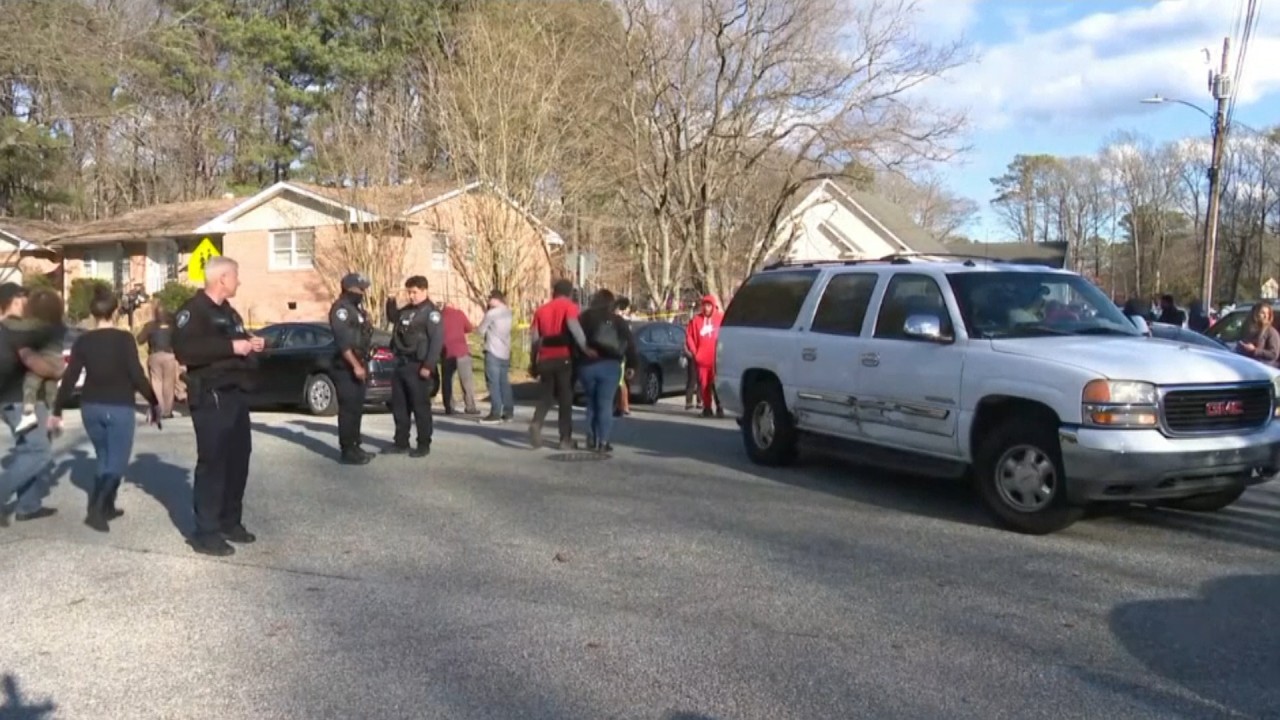 Pánico en escuela de Virginia: un niño de 6 años disparó a una maestra ...