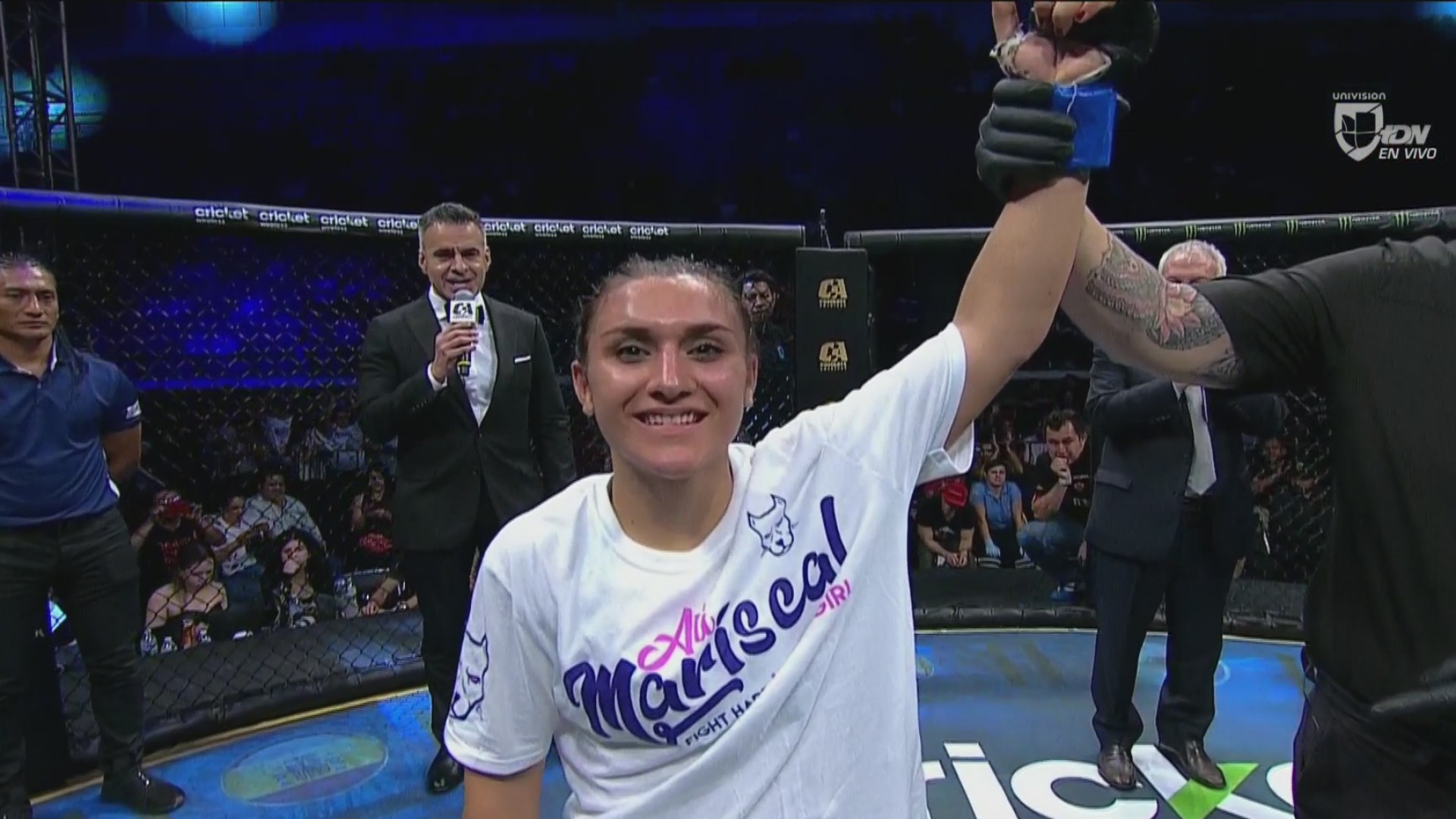 ¡Debut soñado! Alitzel Mariscal ganó el combate por decisión unánime ...