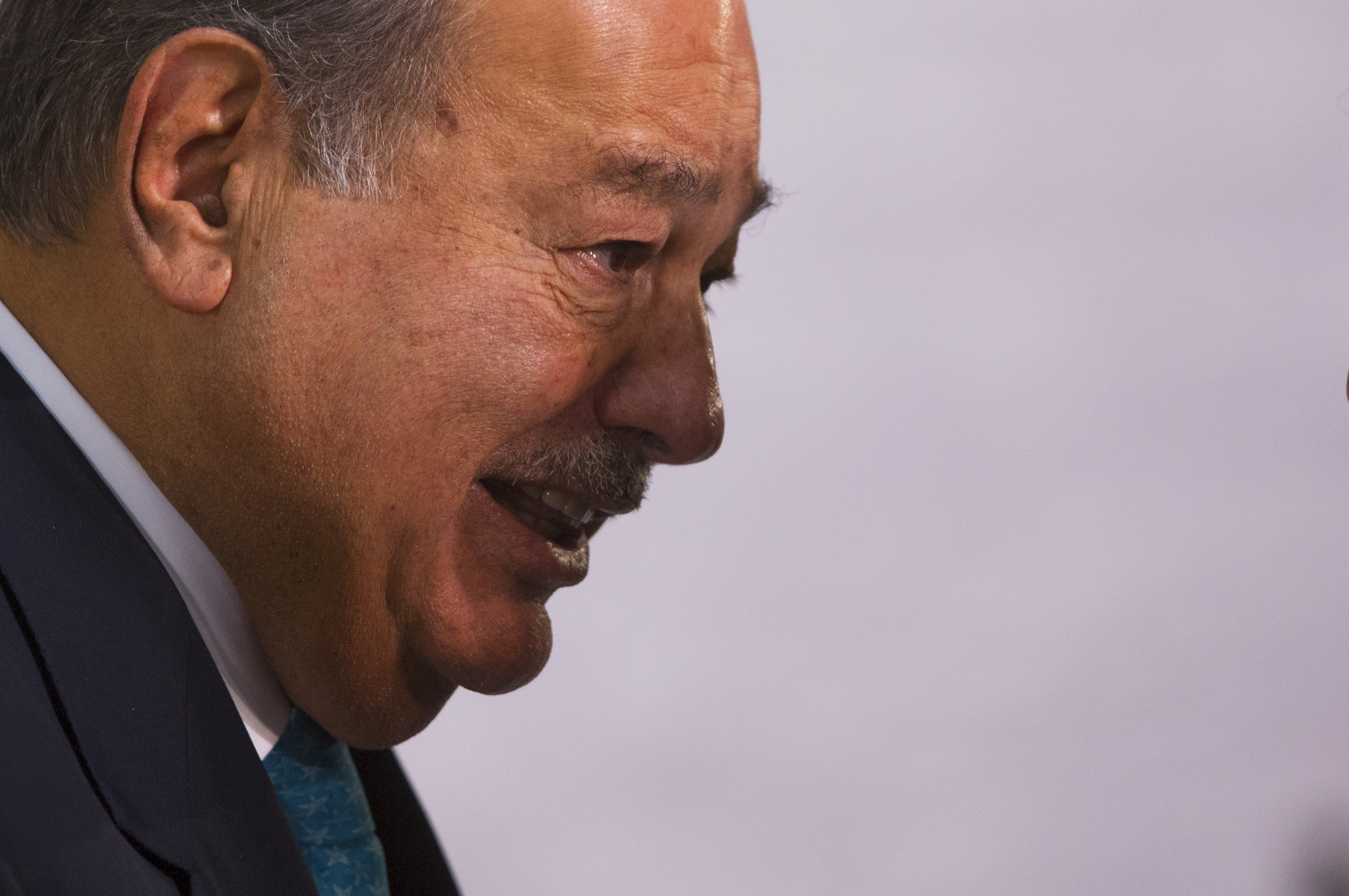 El Magnate Carlos Slim Lanzará Este Año Un Canal De Televisión Para Los