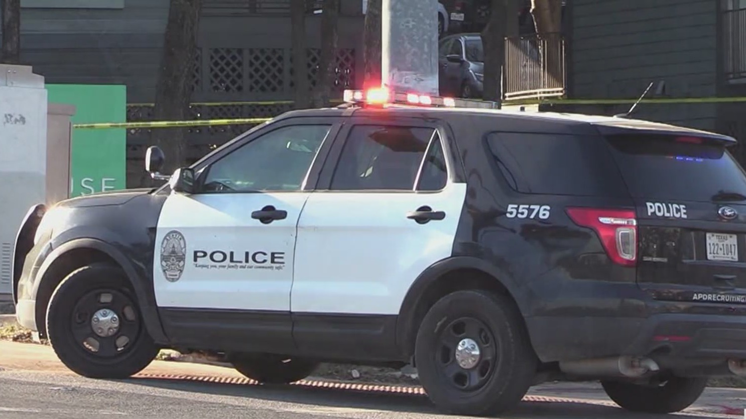 Decenas de arrestos y decomisos en Austin con la entrada de DPS | Video ...