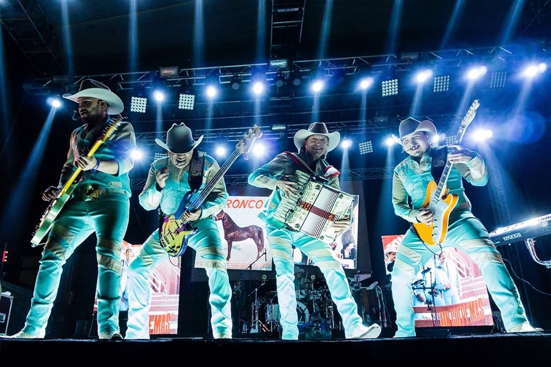 Serie de Bronco estará basada en libro escrito por Lupe Esparza | Shows ...