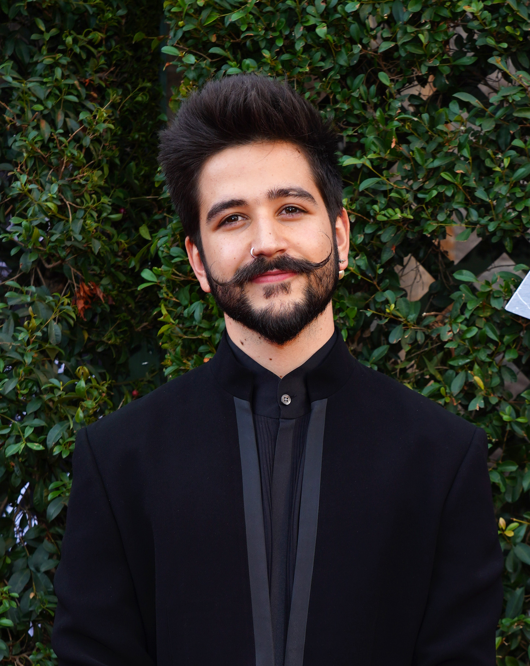 Así se ve Camilo sin barba ni bigote, ¡parece otra persona! | Shows ...