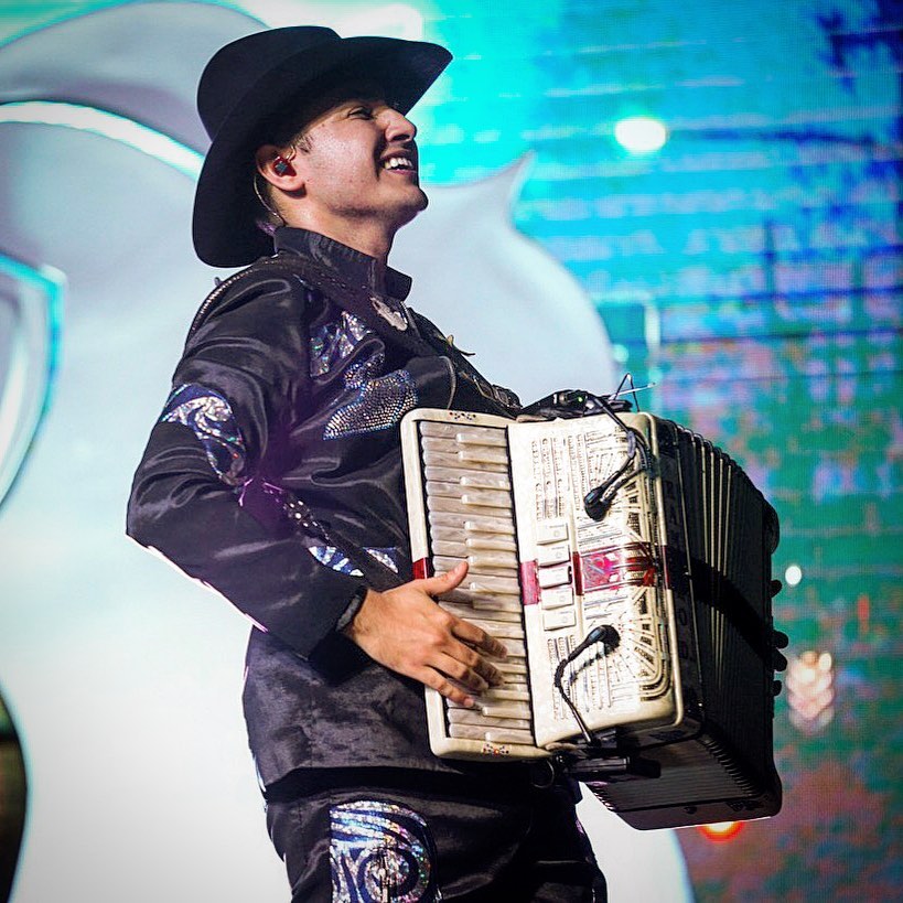 Ramiro Jr ya es papá y presume primera foto de su bebé recién nacida ...