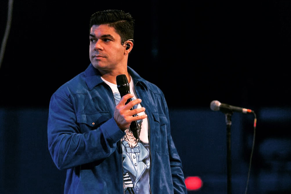 Tras fuerte caída, Jerry Rivera cancela conciertos | Las Estrellas Home ...