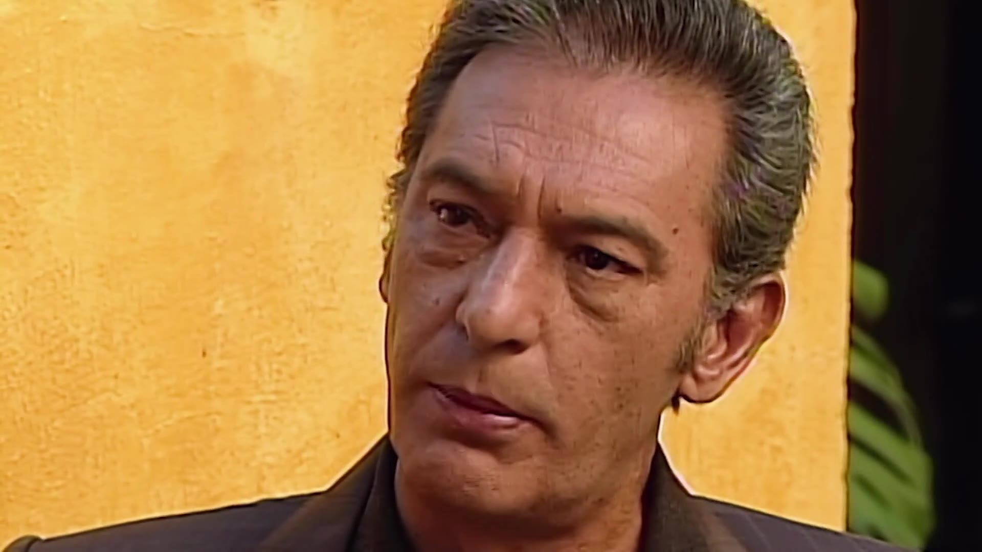 Rodolfo manda echar a Esmeralda a la calle | Shows Esmeralda | Las ...