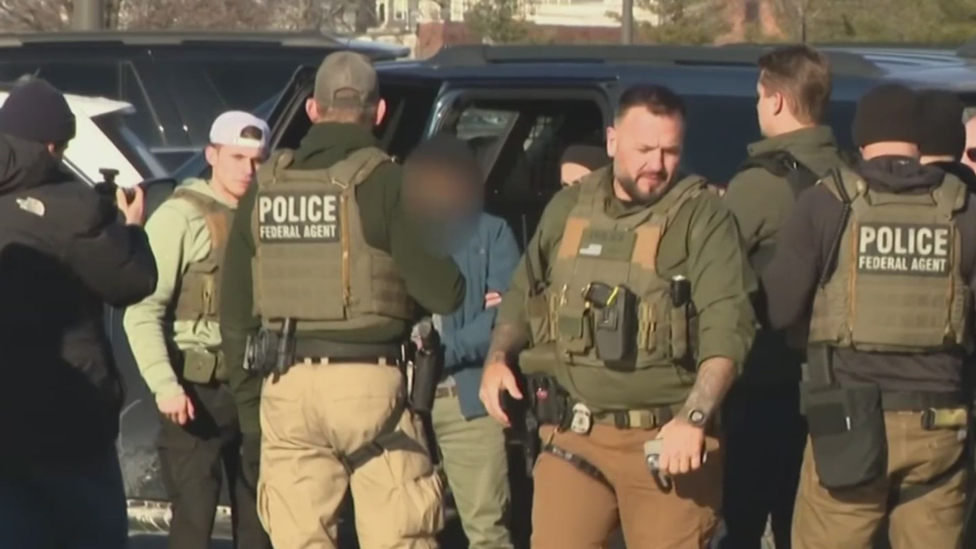 Agentes de ICE realizan redadas migratorias en Boston y los operativos ...