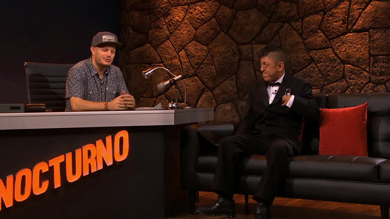 Facundo entrevista a Bebé Emoxito | Shows Turnocturno | Univision