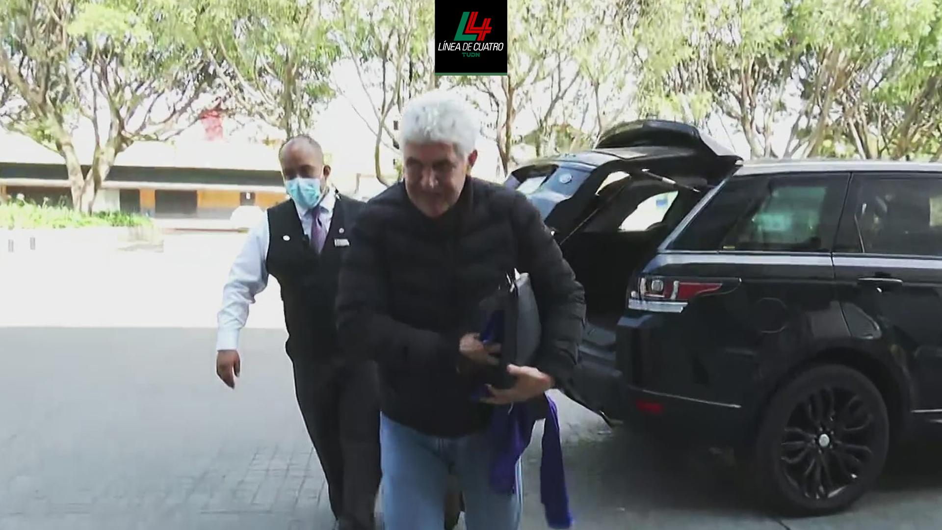 ¡Cumpleaños movido! Así fue la llegada del Tuca a la Ciudad de México ...