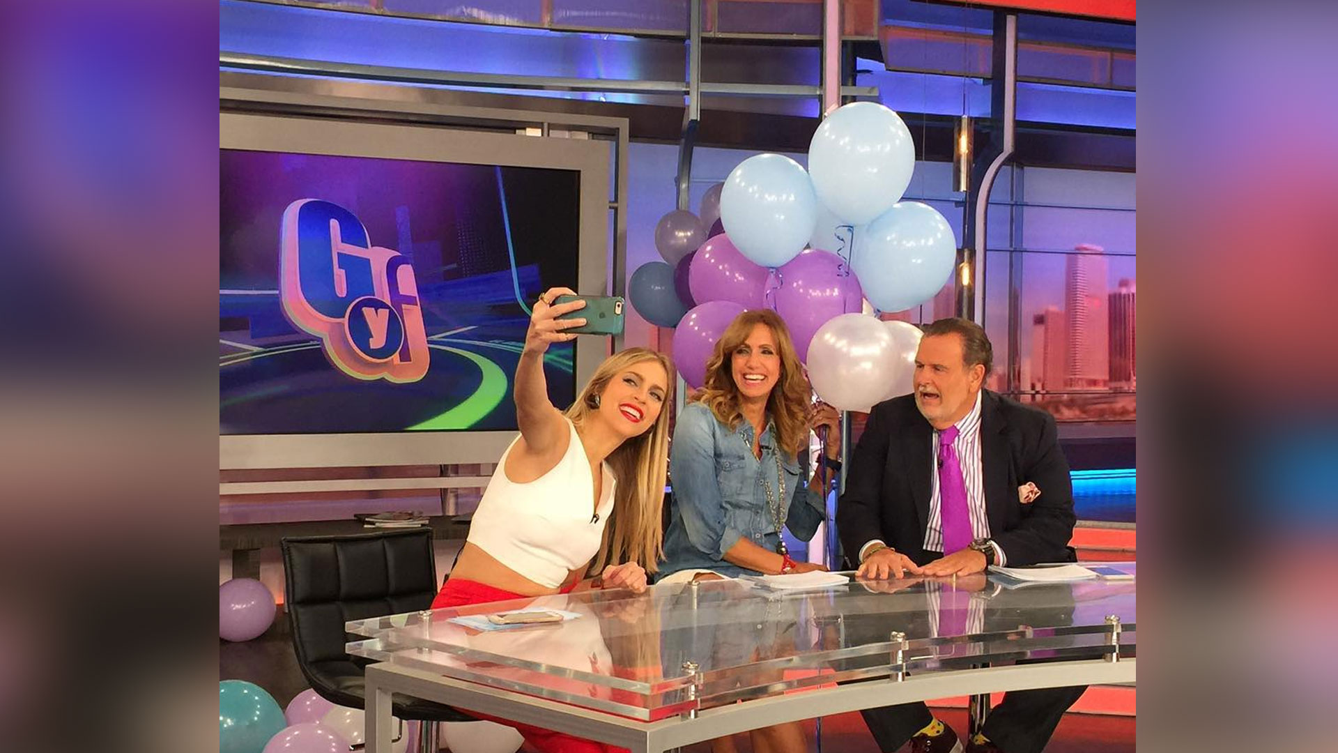 ¡Hicimos historia! ¡Gracias a nuestros fans llegamos a 1 millón de ...