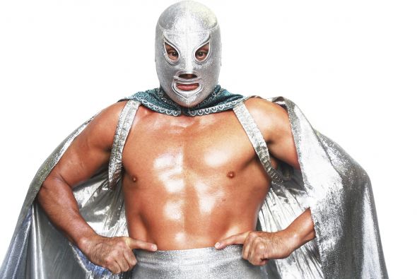 El Santo regresa a la pantalla con una bioserie | Shows Series | Univision