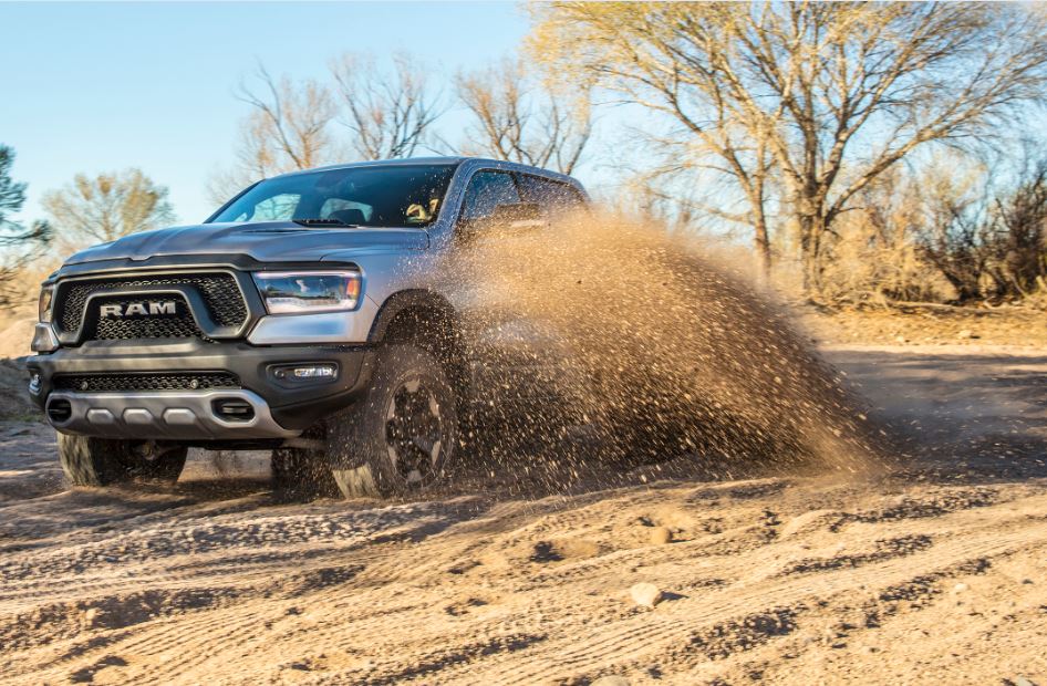 ¿La RAM 1500 Rebel 2019 está a la altura de la Ford F150 Raptor? | A ...
