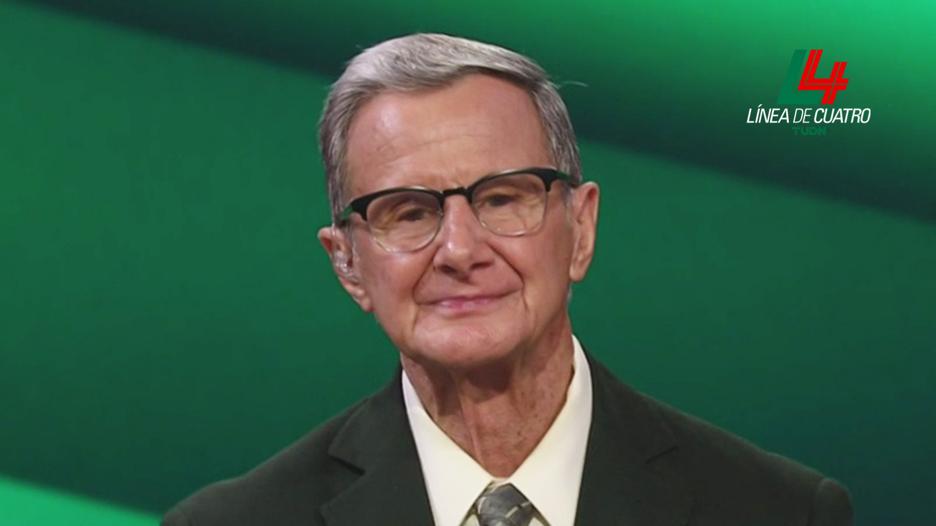 Don Enrique Borja llega a las lágrimas tras palabras emotivas de Pelaéz ...