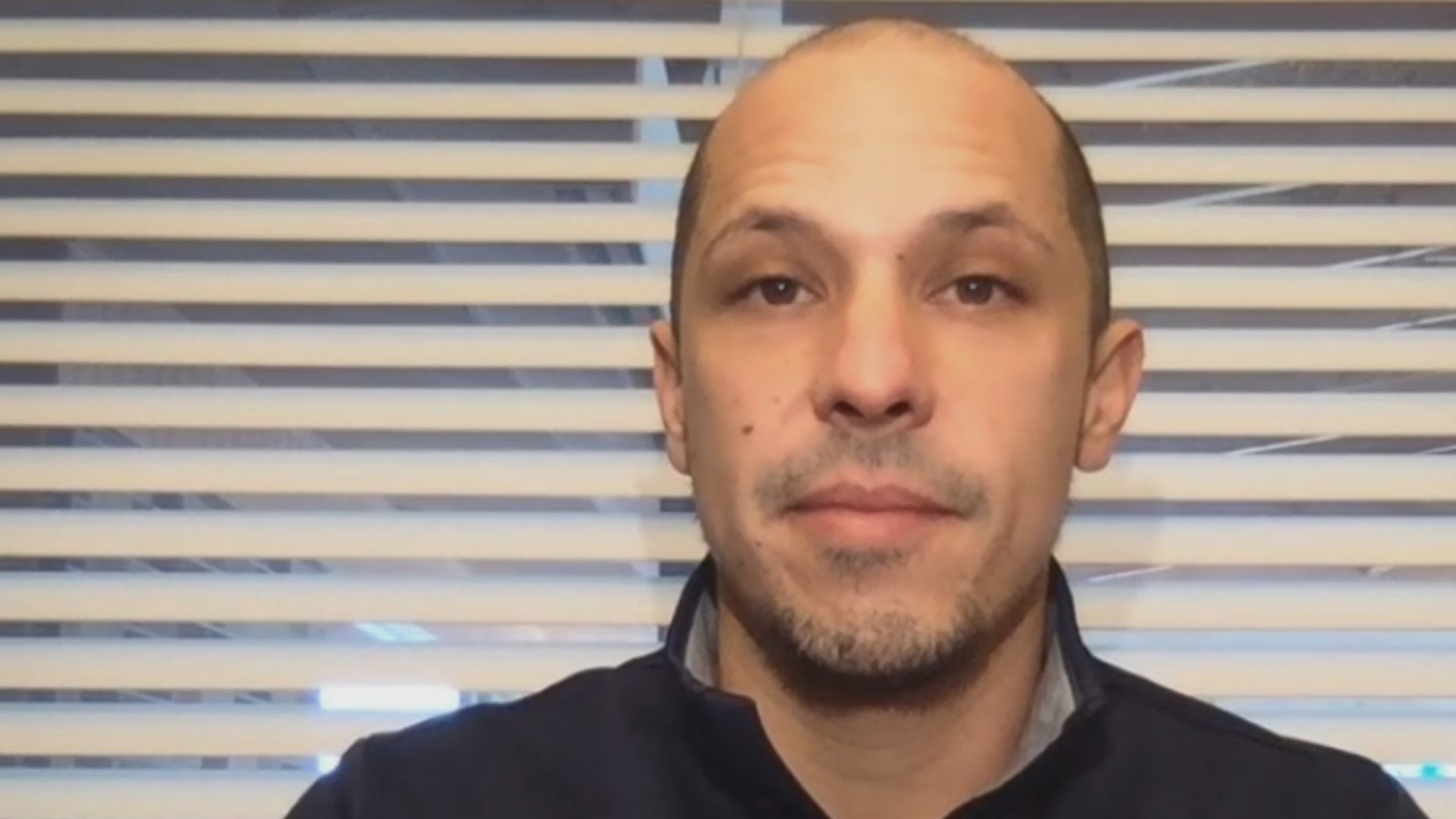 Empleado federal pide $2,500 para que lo ayuden a pagar la comida de su ...