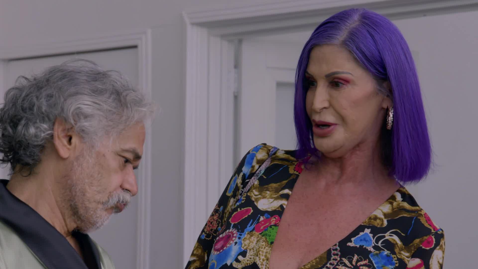 Como dice el dicho: Betsi le advierte a Don Gil que, si no la respeta, podría revelar sus más ...