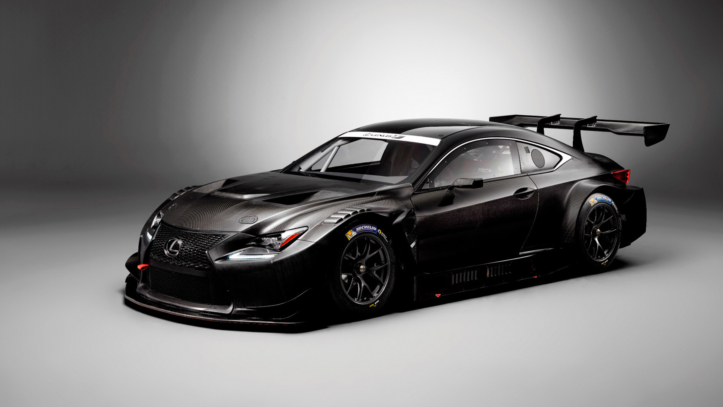 Lexus saca a pista al RC F GT3 | A Bordo | Univision