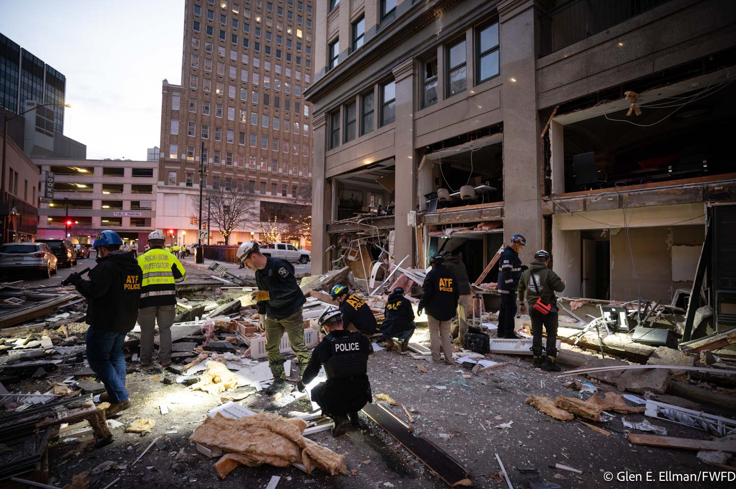 Explosión en el Sandman Hotel de Fort Worth deja 21 personas heridas en ...