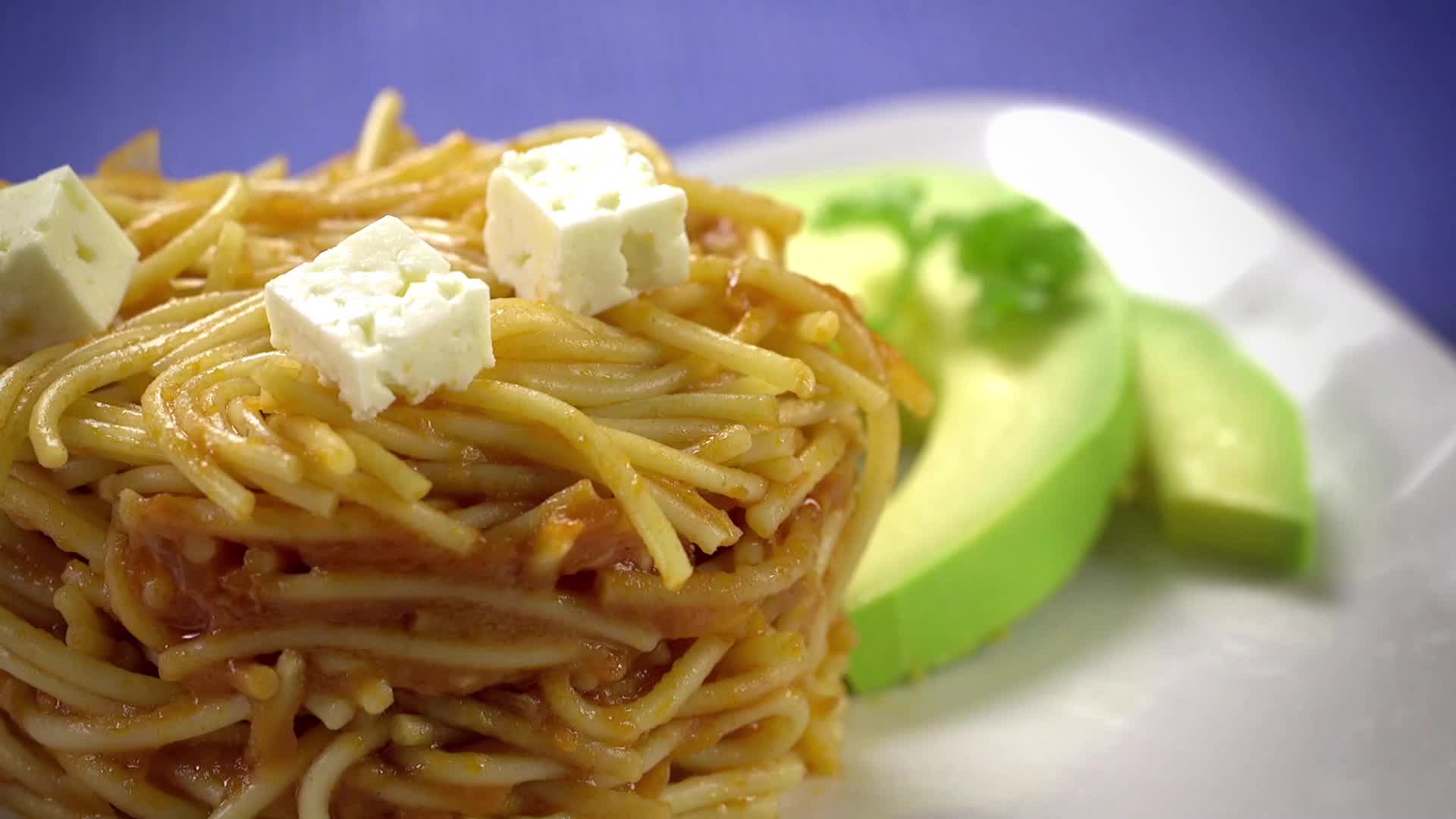 Receta de fideo seco a la mexicana, con chipotle y queso fresco fácil y ...
